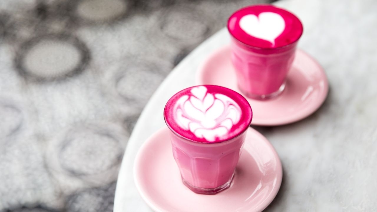 La vida sí es color de rosa: 8 recetas de bebidas color rosa que te ...