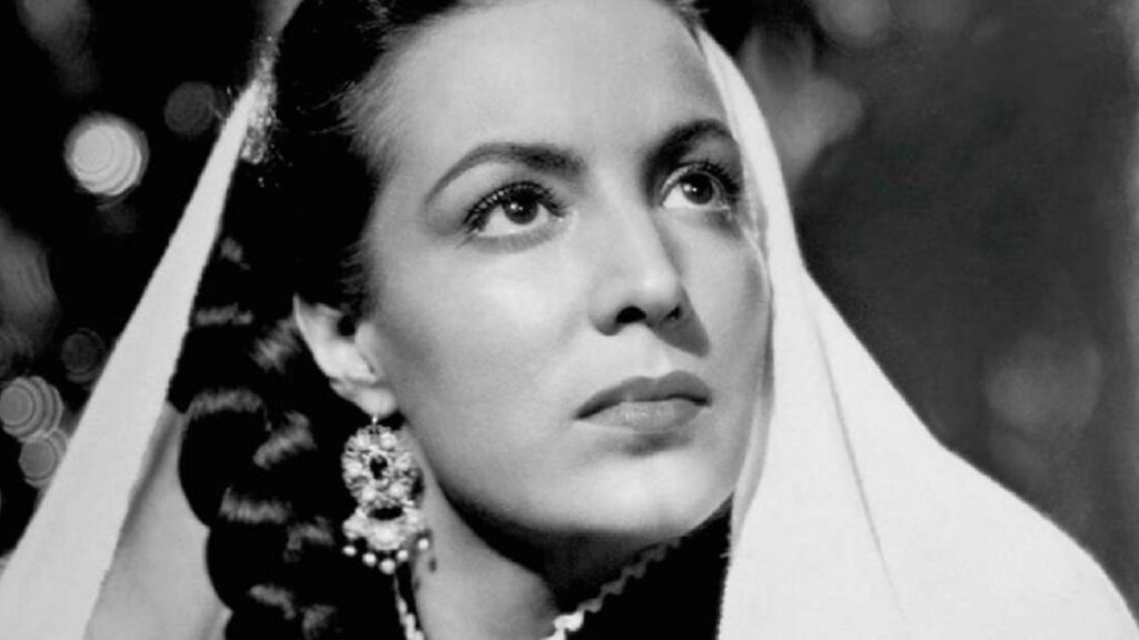 María Félix, "La Doña" mexicana que nos robó el corazón con su ...
