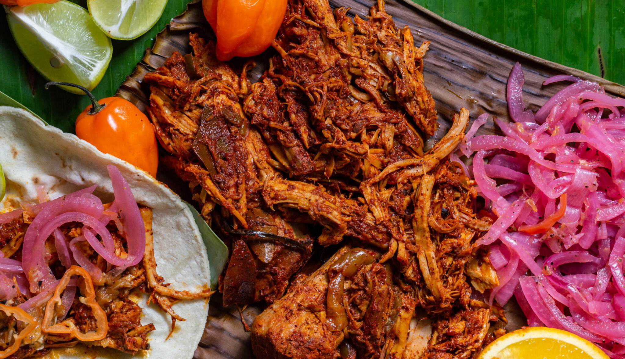 La historia de la cochinita pibil, el sabor de toda una región. Plus ...