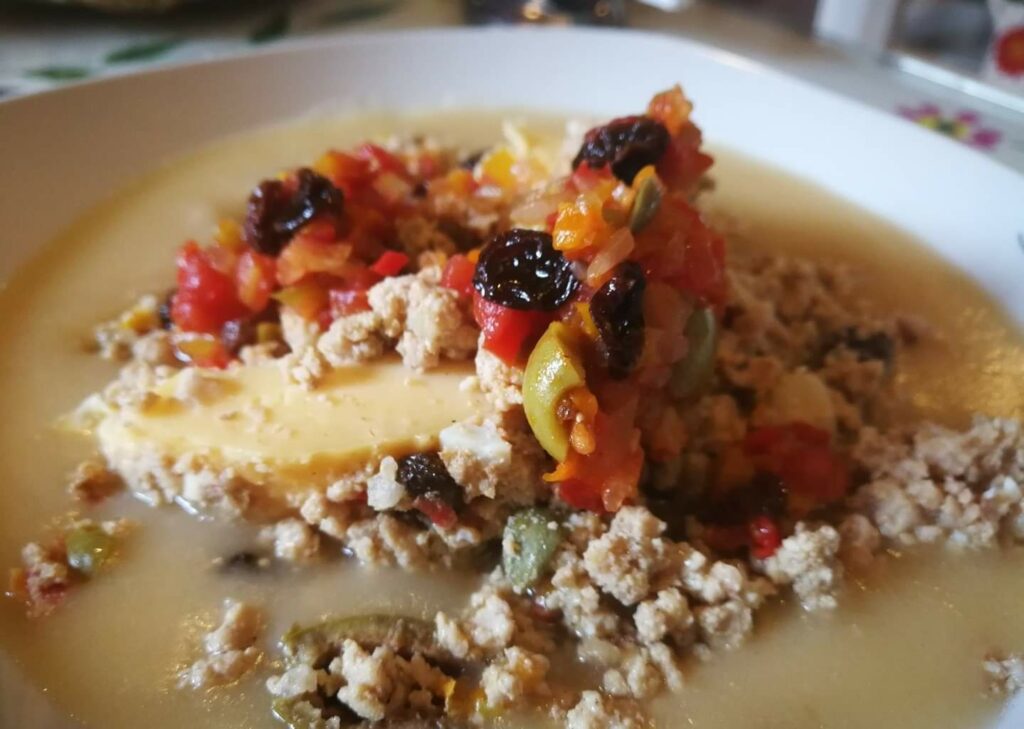 Queso relleno: las cosas que necesitas saber sobre este delicioso ...